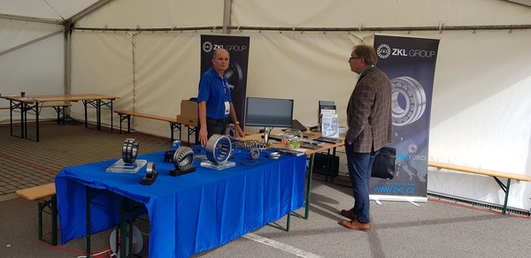 ZKL participates in presentation events of its authorized distributors